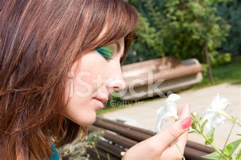 사랑 스러운 여 자가 초상화 스톡 사진 Freeimages