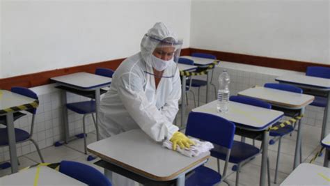 Decreto autoriza volta das aulas presenciais no Paraná