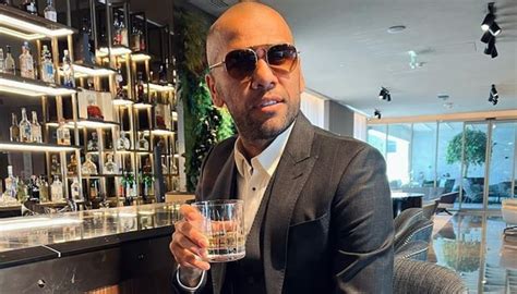 Los Pormenores Del Encuentro Entre Dani Alves Y La Mujer Que Lo