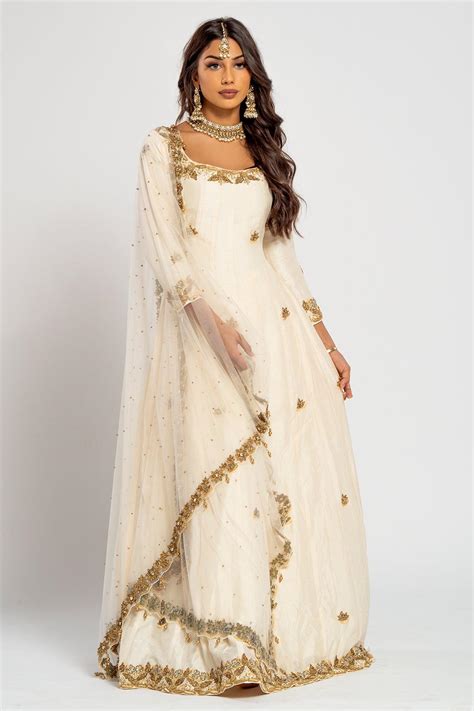 Women Gulnaaz Fashion