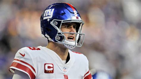 Giants Inviting Locker Room Trouble With Handling Of Offseason