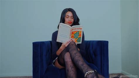 Upskirt Loser Teasing Ebony Femdom Goddess Rosie Reed Teases And