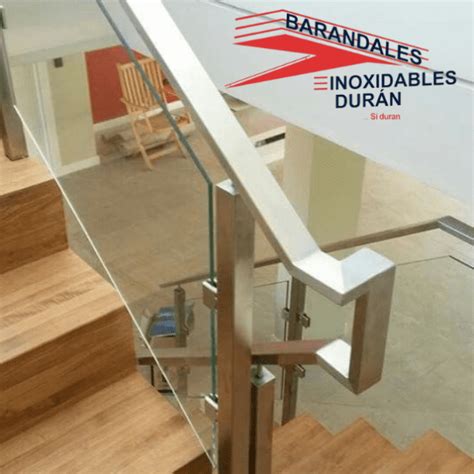 Barandal Con Tubo Cuadrado Y Barra De Pasamanos Vidrio Templado Claro