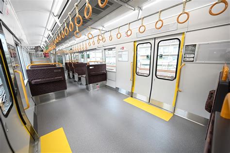 【お披露目レポ】岡山・備後エリア新型車両 ピンクの227系500番代「urara うらら」 話題 鉄道新聞 鉄道ニュース・子鉄イベント情報