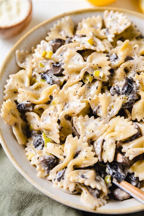 Creamy Bow Tie Pasta With Mushrooms And Leeks Meals With Maggie