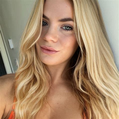 Maxy May On Directme