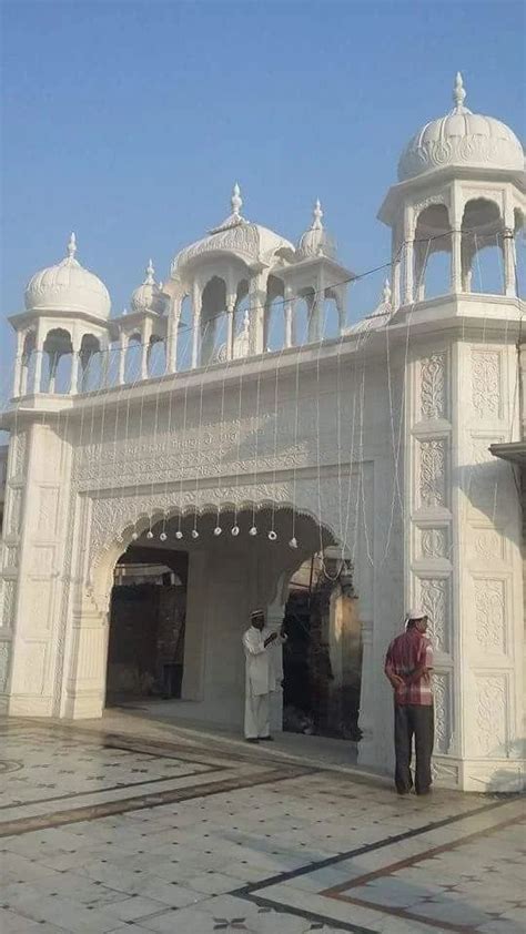 White Carved Marble Outdoor Gate Carving Work Service Contractor At Rs