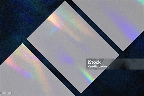 어두운 파란색 배경에 세 개의 빈 수직 사각형 포스터 모형 다중 노출에 대한 스톡 사진 및 기타 이미지 다중 노출 인물 사진 3가지 개체 Istock