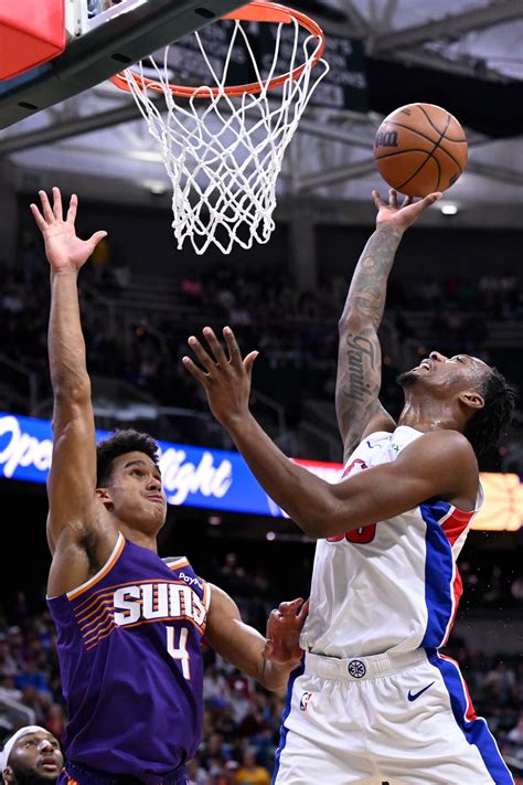 Shots from the Court: Pistons vs Suns
