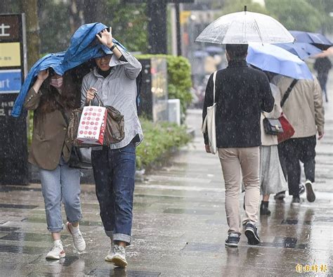 鋒面通過上半天全台有雨 下半天雨勢將趨緩 生活 自由時報電子報