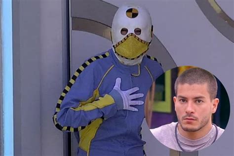 Bbb22 Arthur Aguiar Fica Pistola Após Pegadinha Com Dummy