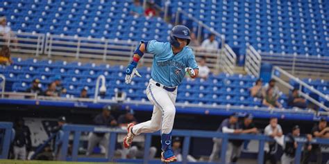 Blue Jays Bats Ignite Late For Series Opening Win Over Tampa