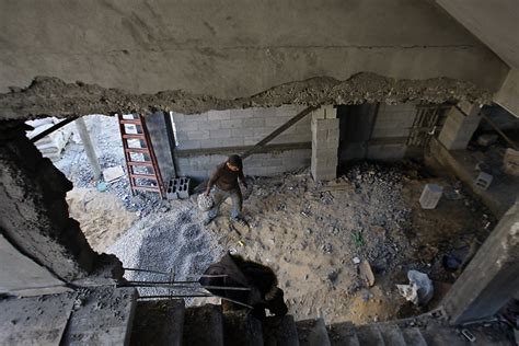 Israel Lets Building Materials Into Gaza