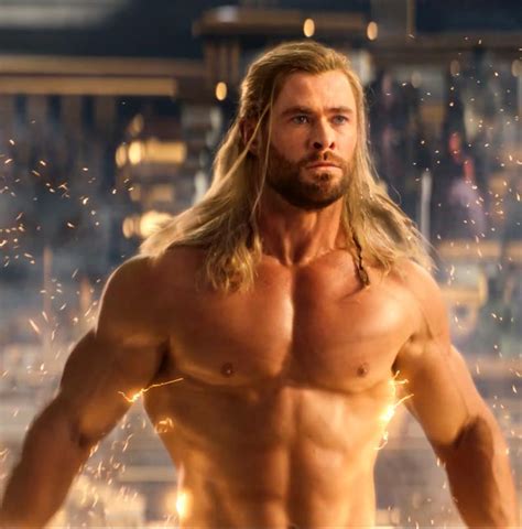 Chris Hemsworth Reacciona A Su Culo Desnudo En Thor Amor Y Trueno