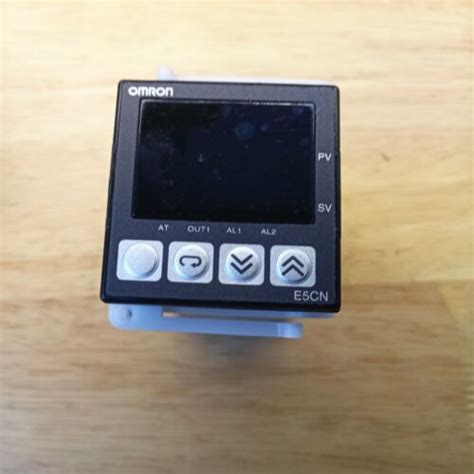 Omron Digital Temperature Controller E5cn R2mt 500 No Communication Rs