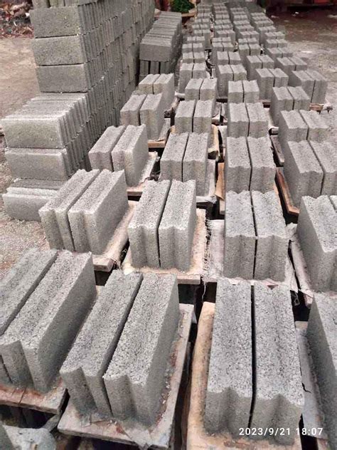Bricks And Cinder Blocks For Sale In Wetakeyawa Sri Lanka Facebook