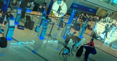Breaking Cctv Footage Shows Shooting At Dallas Love Field Airport
