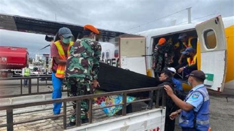Tewas Ditembak KKB Jenazah Warga Sipil Diterbangkan Ke Kampung Halaman