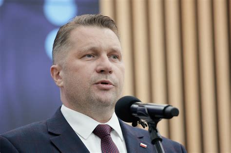 Czarnek Decyzja o wybuchu powstania warszawskiego była konieczna GazetaPrawna pl