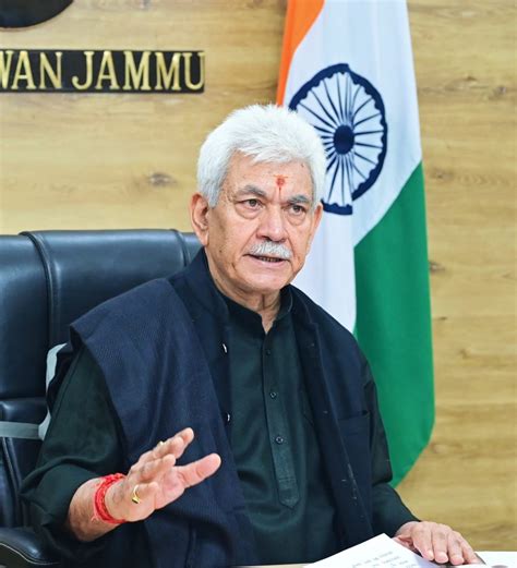 Lieutenant Governor Pays Tribute To Cop Killed In Kathua Shootout