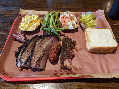 I Ate Terry Blacks Barbecue In Austin Rfoodporn