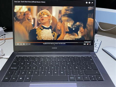 Honor Magicbook X Y Earbuds Lite Los Buenos Compa Eros De Trabajo Transmedia