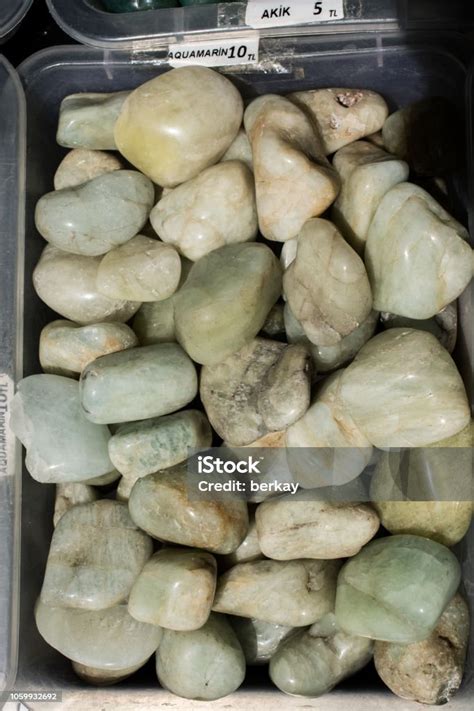 아쿠아 보석 돌 같이 무기물 바위 0명에 대한 스톡 사진 및 기타 이미지 0명 광물질 녹주석 Istock