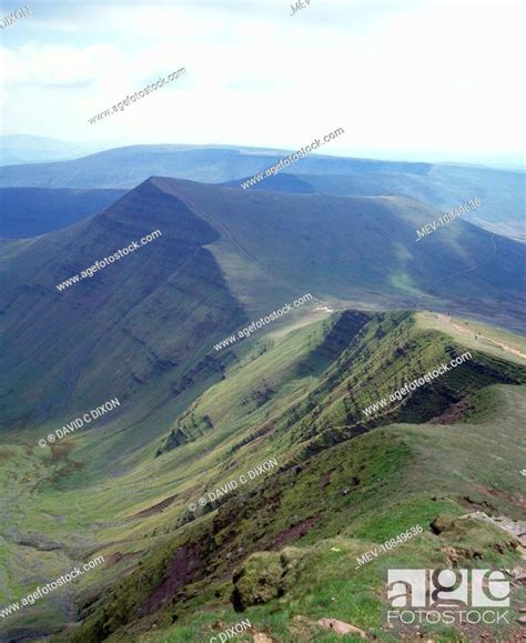 Wales Breacon Beacons Views From Peny Fan Sandstone Escarpment Capped With Layers Of