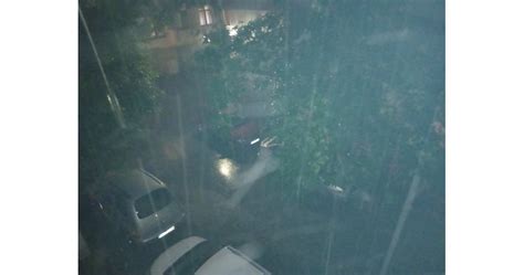 Порой над Пловдив силен дъжд наводни улици в града Снимки видео