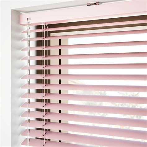 25mm Classic Aluminum Venetian Blinds Sedar Uae