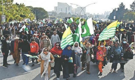 Pakistan Vows To Keep Raising Its Voice For Kashmiris Pakistan Dawncom