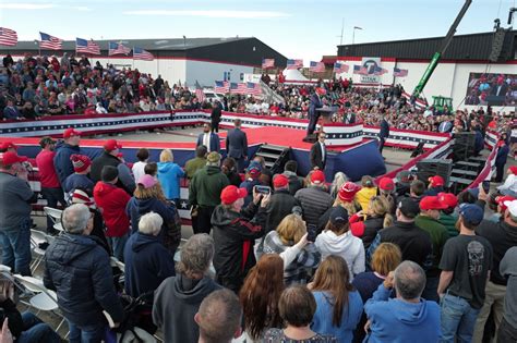 Did Donald Trump Rally Attract 60000 People What We Know Newsweek