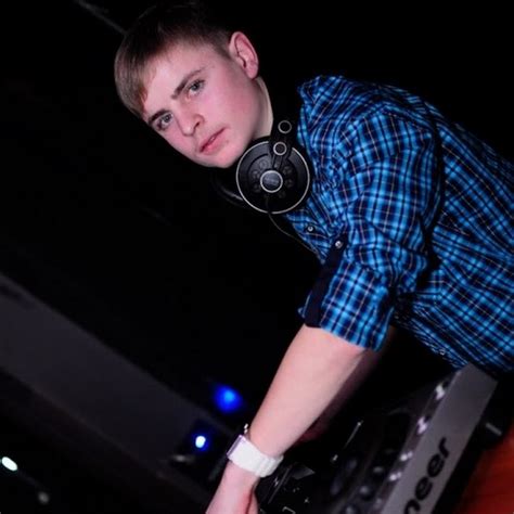 dj house youtube