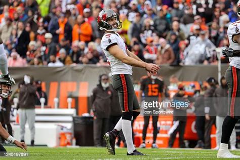 Tampa Bay Buccaneers Place Kicker Ryan Succop Kicks An Extra Point