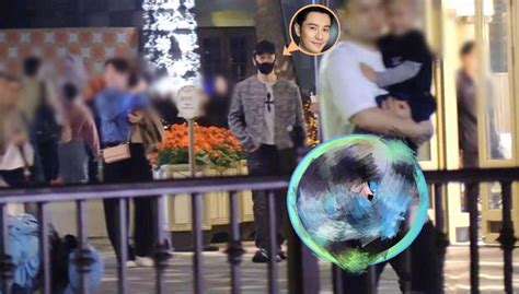 黄晓明杨颖罕见同框 两人合体带娃游上海迪士尼——上海热线娱乐频道