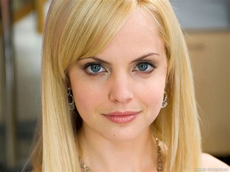 Mena Suvari Mena Suvari Wallpaper 228316 Fanpop