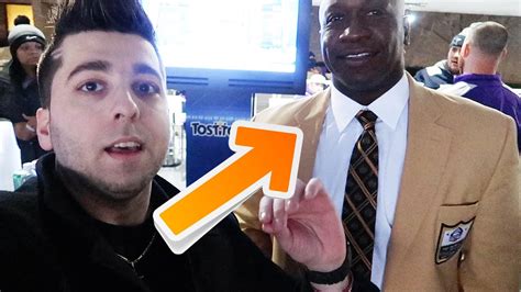 I MET THE LEGEND THAT I PULLED Insane Pack Opening Giveaway