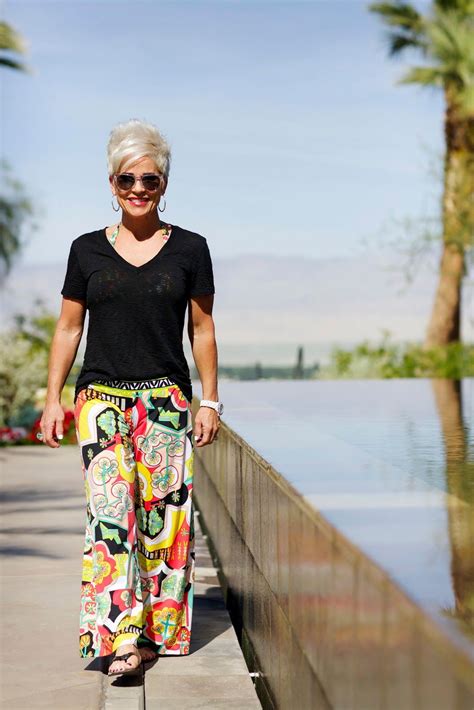 Chic Over 50 Stylish Outfits For Women Over 50 Classy Summer Outfits
