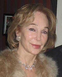 Shirley Anne Field Wikipedia