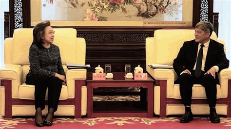 杨何蓓茵今访国家行政学院 期望下半年恢复安排公务员到内地培训 星岛日报