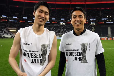 フランクフルト鎌田、長谷部誠とのel優勝カップダブルキスに同僚反応「ダイチ兄貴」 フットボールゾーン