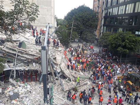 Se Eleva A 319 El Número De Muertos En México Por El Sismo