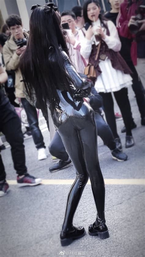 라텍스녀 유머움짤이슈 에펨코리아