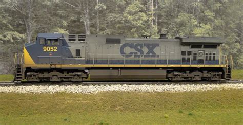 Athearn Csx C44 9w 9052 Bradleydcc Custom Models