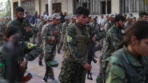 Kurdish Fighters Discuss Releasing 3200 Isis Prisoners The New York