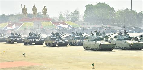 ၇၈ နှစ်မြောက် တပ်မတော်နေ့စစ်ရေးပြ အခမ်းအနား ကျင်းပမှု ဓာတ်ပုံမြင်ကွင်း Myawady Webportal