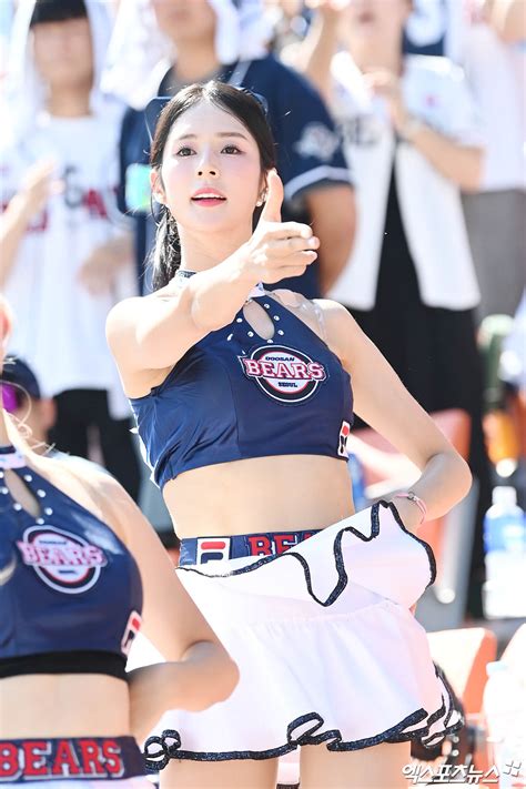 `경기장의 꽃` 치어리더 열전 치어리더 박기량 `눈부신 미모` 엑`s Hd포토 Zum 뉴스