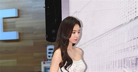 T포토 신세경 사뿐사뿐