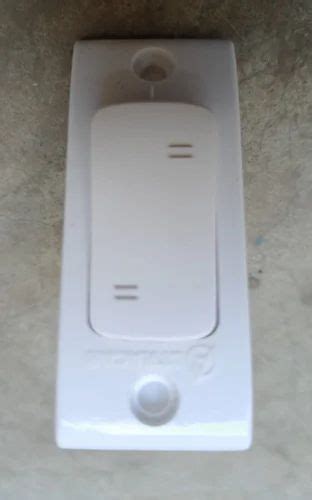 A Way Polycarbonate Modular Switch M At Piece In Ahmedabad ID
