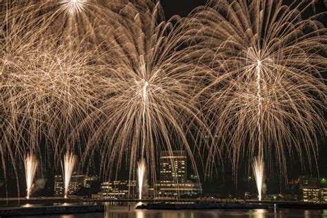 기간 한정 일본 시즈오카 아타미 해상 불꽃놀이 2일 투어 후지산 And 고급 포도 마음껏 먹기 And 하코네 오와쿠다니 로프웨이 And 아시 호수 해적선 And 하코네 신사